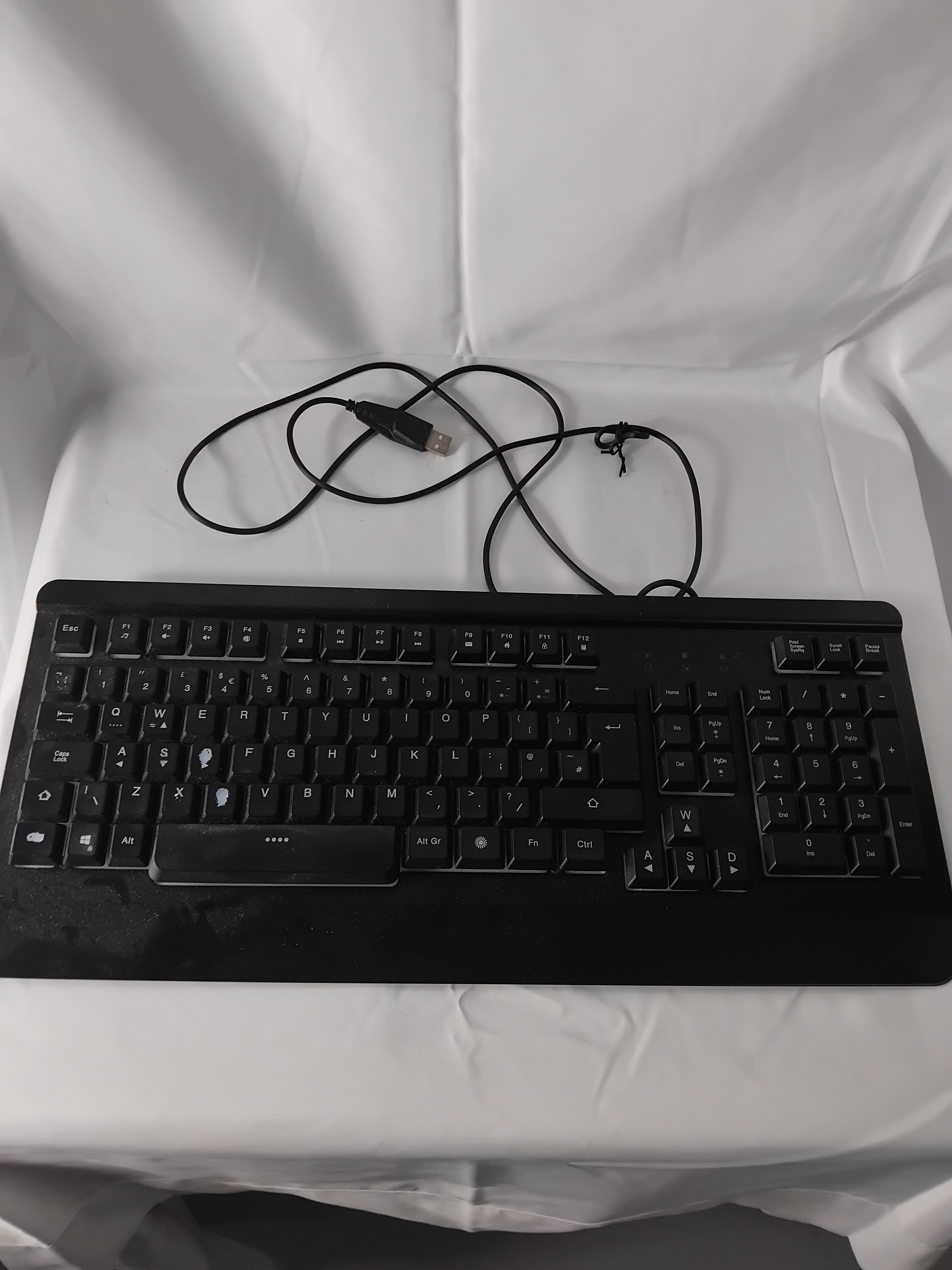Large gaming keyboard with RGB lights – LifeSupply